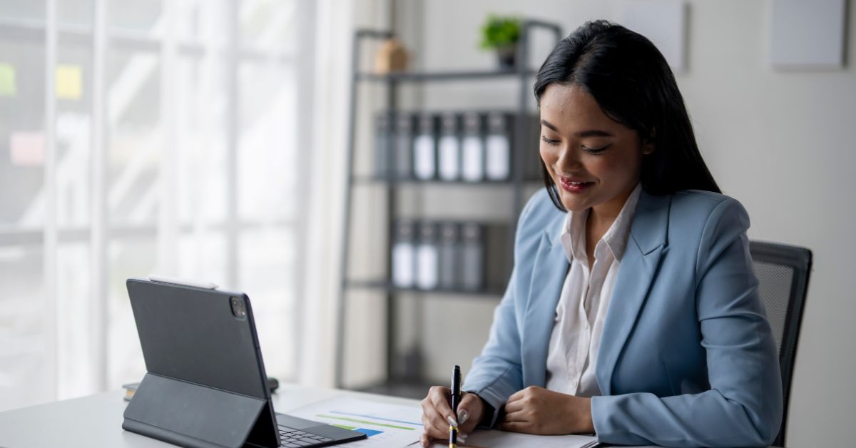 Switch Your Registered Agent: A Business Guide | RASi